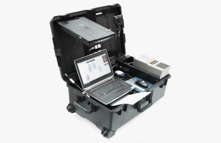 PAPILLON-M — Mobile Fingerprinting Complex for Forensic Experts ...